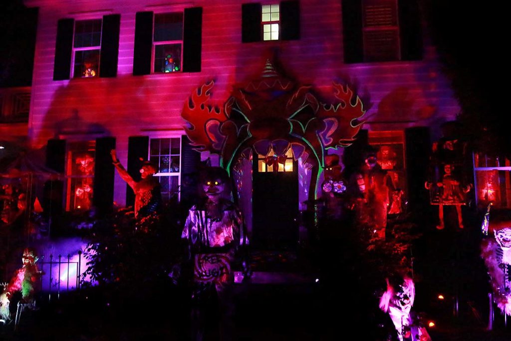 Halloween Homes: Bressi Ranch | Hidden San Diego