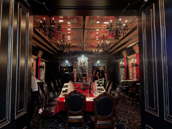Mystique Dining Magic Show In La Jolla | Hidden San Diego