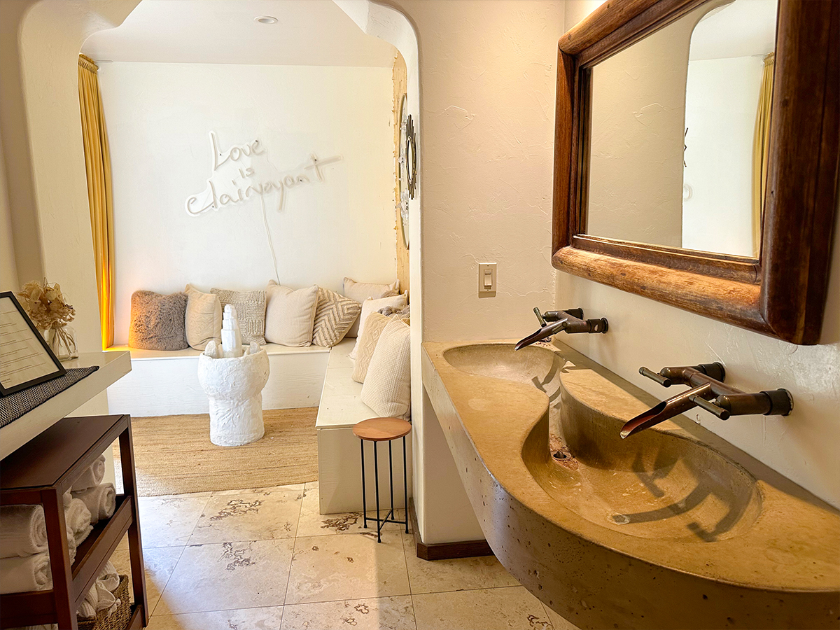 Four Moons Spa | Hidden San Diego